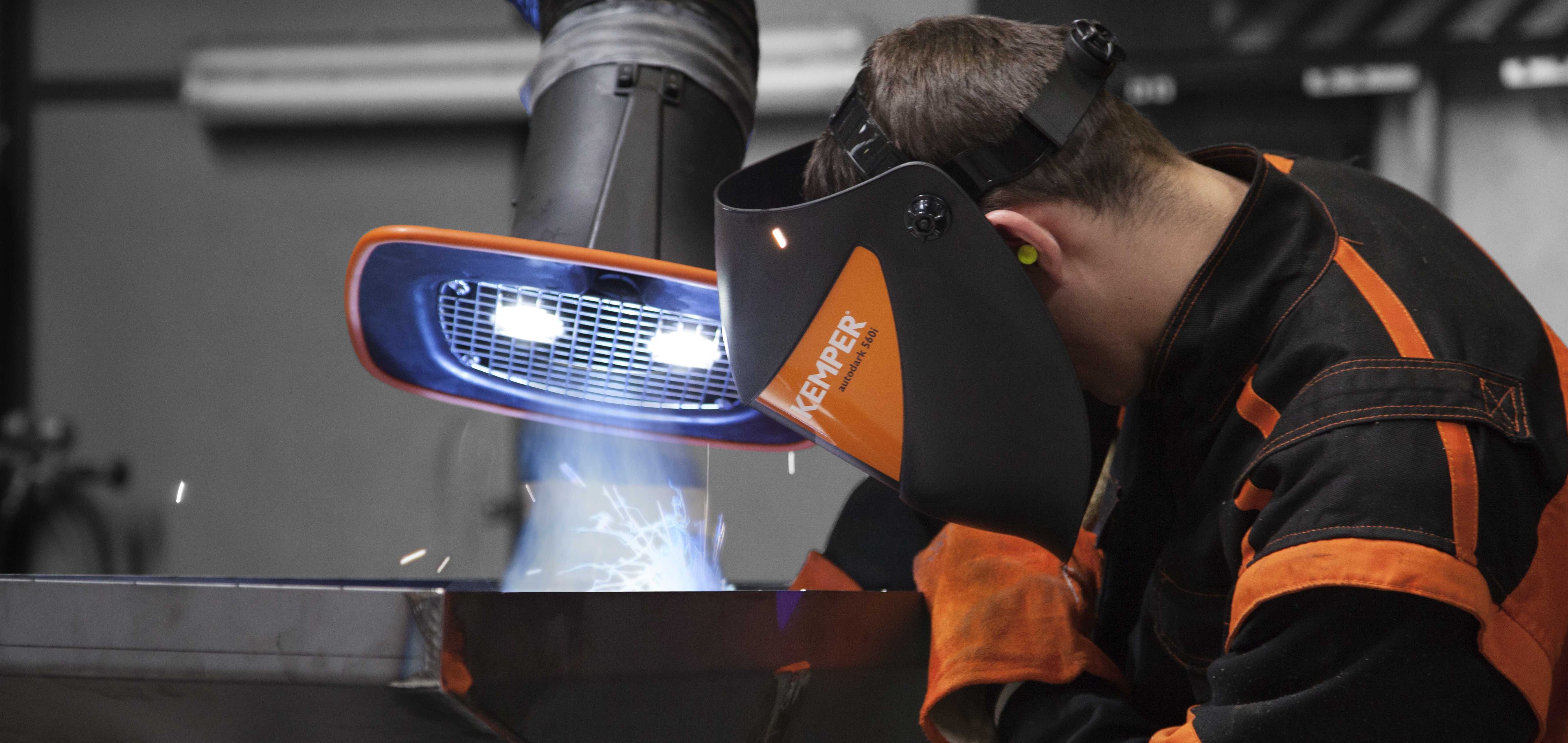 Drehbare Absaughaube mit Flansch bringt höheren Erfassungsgrad